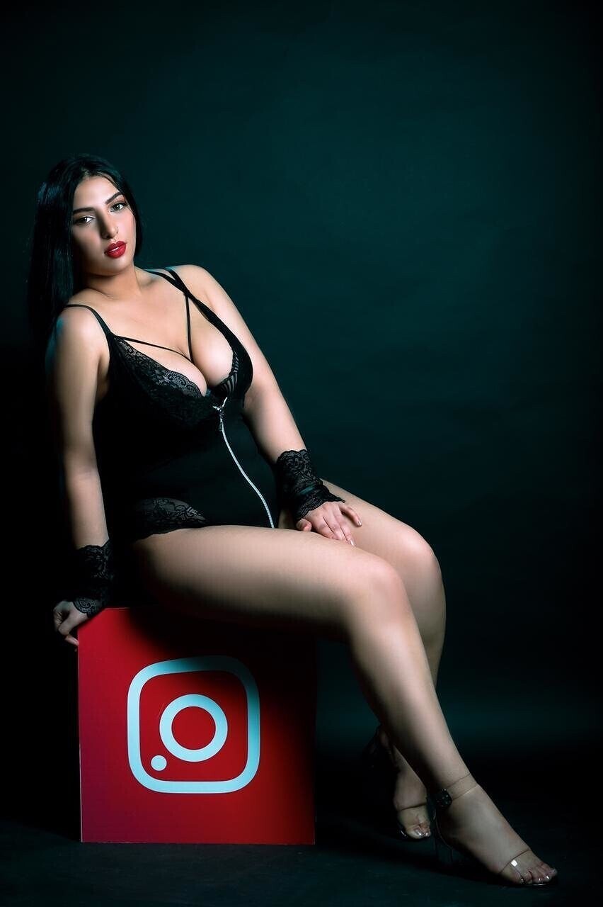 Saudi Arabian GP Models- Riyadh Escorts | LoveHUB.com